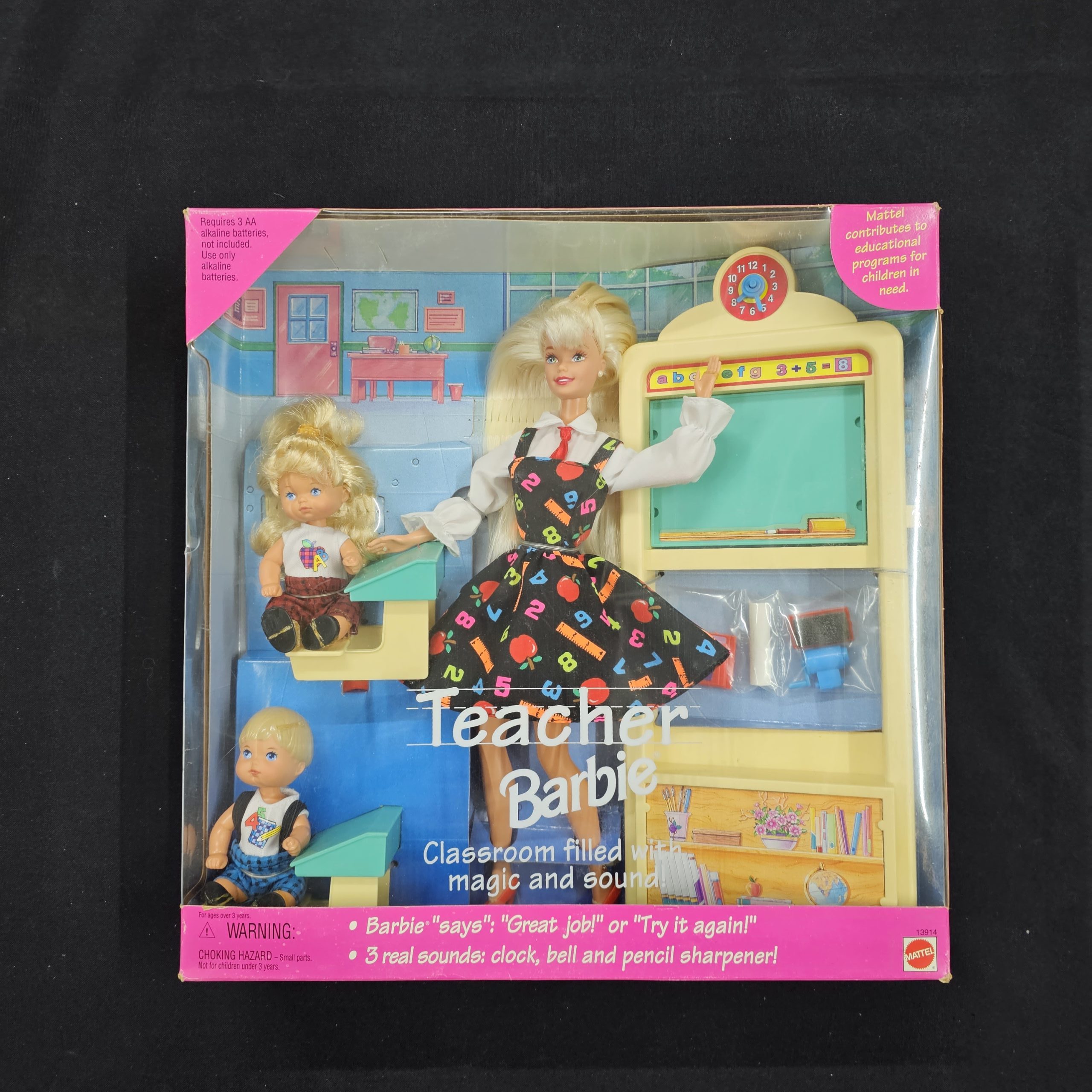 Barbie Teachers Classroom Filled With Magic and Sound - Barbiedolls.co.za